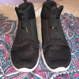 Puma | Shoes | Womans Puma Memory Foam Sneakers Size 85 | Poshmark